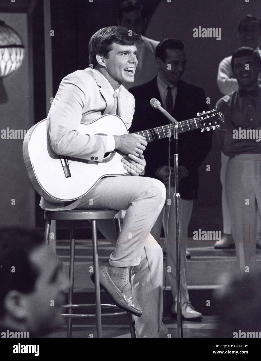 JOHN DAVIDSON.Supplied by Photos inc.(Credit Image: Â© Supplied By ...