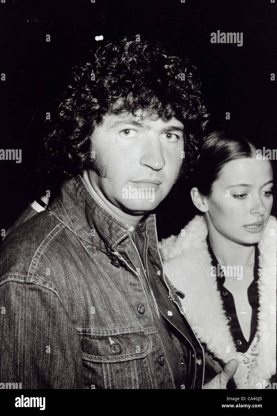 MAC DAVIS.Supplied by Photos inc.(Credit Image: Â© Supplied By Globe ...