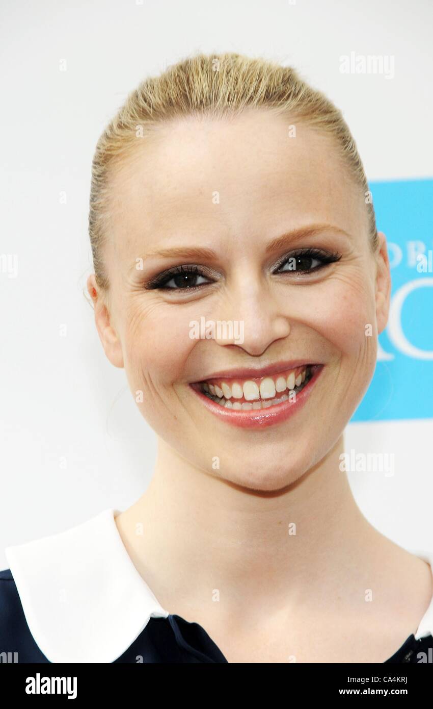 Victorian gardens, central park, ny hi-res stock photography and images ...