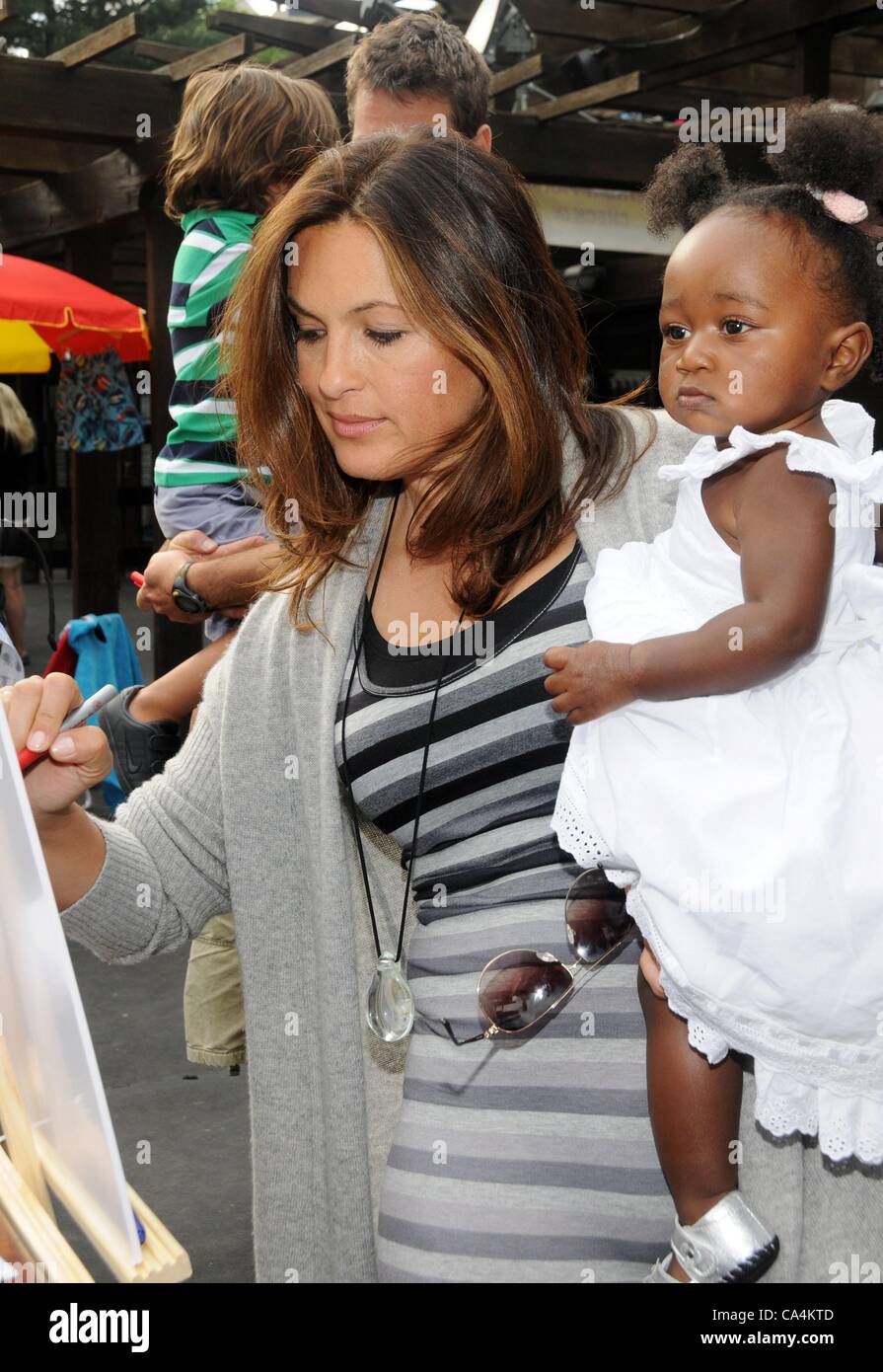 USA. Mariska Harigtay, daughter Amaya Hermann at arrivals for The 2012 ...