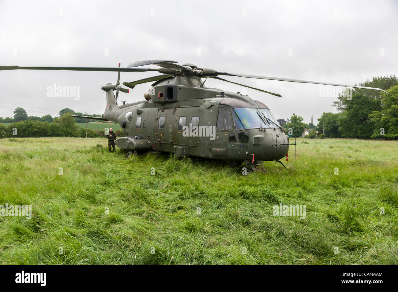 2012-06-07. RAF Merlin mk3 helicopter grounded at Stanwick ...