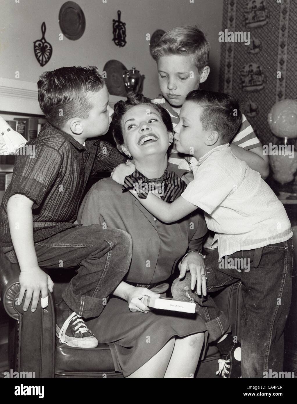 Gale storm sons phillip bonnell hi-res stock photography and images - Alamy