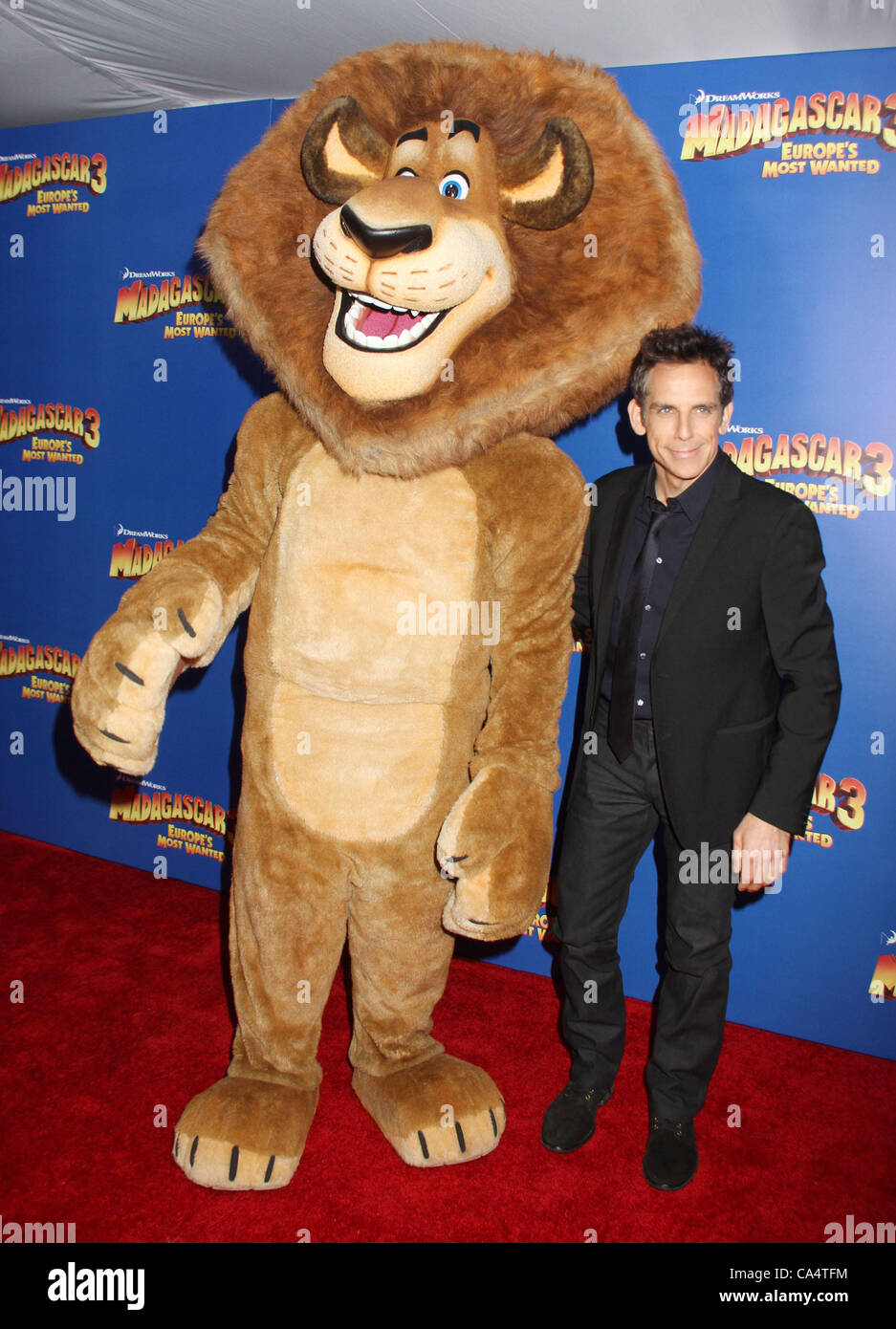 Alex the lion hi-res stock photography and images - Alamy