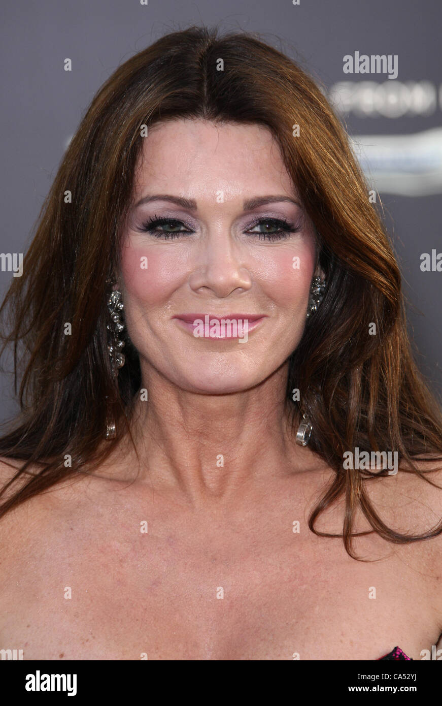 Lisa vanderpump hi-res stock photography and images - Alamy