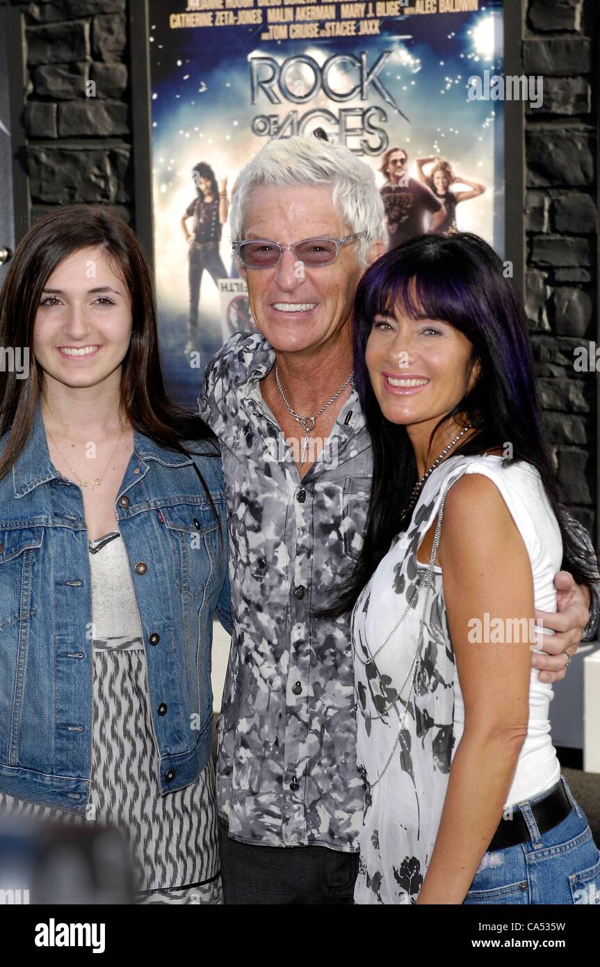 Holly cronin kevin cronin lisa hi-res stock photography and images - Alamy