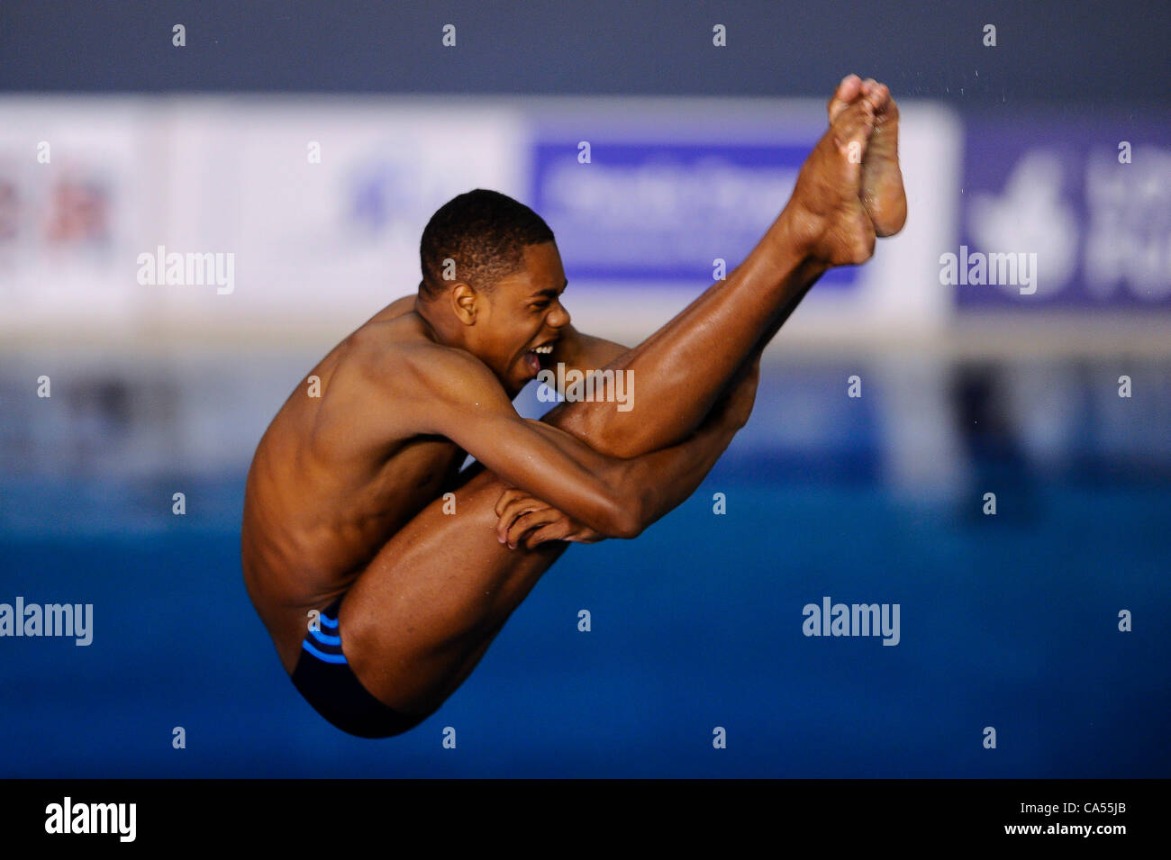 09.06.2012 Sheffield, England. Yona Knight-Wisdom (Guest) (City of ...