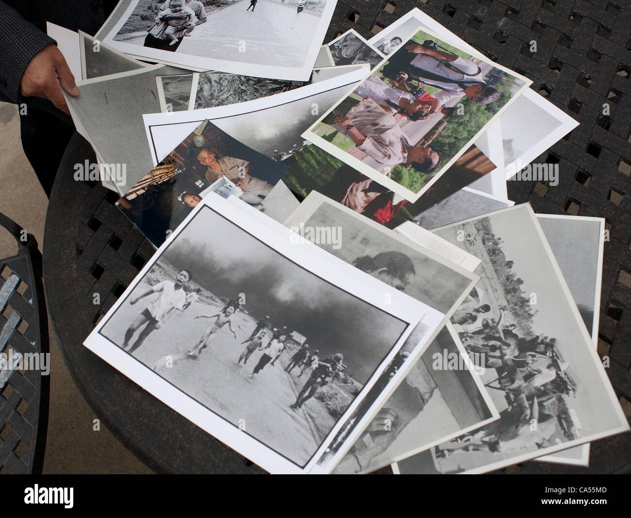 Photographer Nick Ut displays his Pulitzer Prize image of Kim Phuc, at ...
