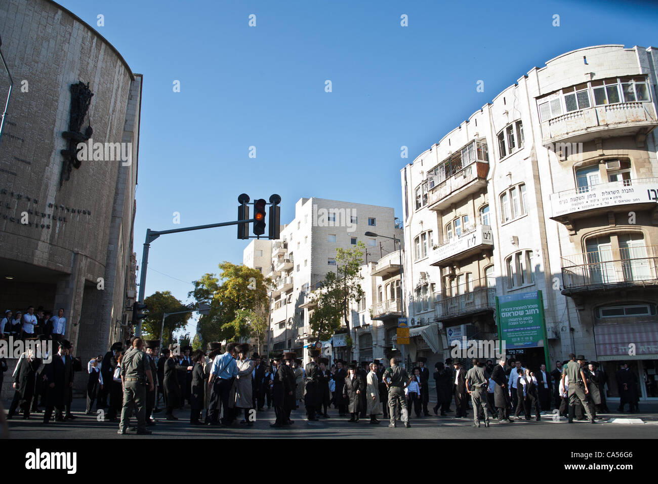 Ultra-Orthodox Haredim renew their battle over the closure of Haneviim ...