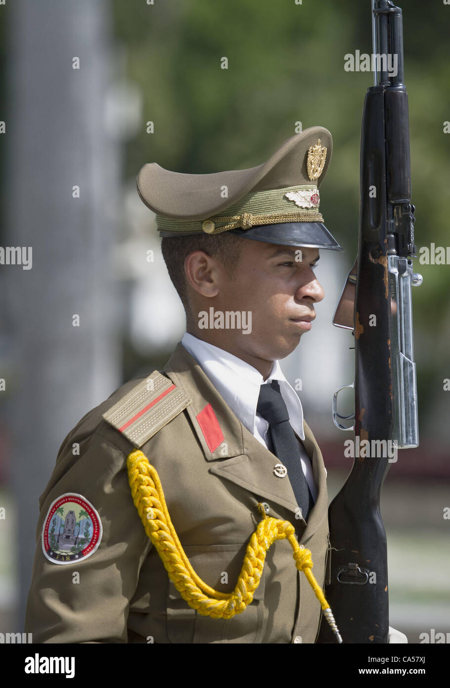 May 14, 2012 - Santiago De Cuba, U.S. - A Cuban soldier at the changing ...