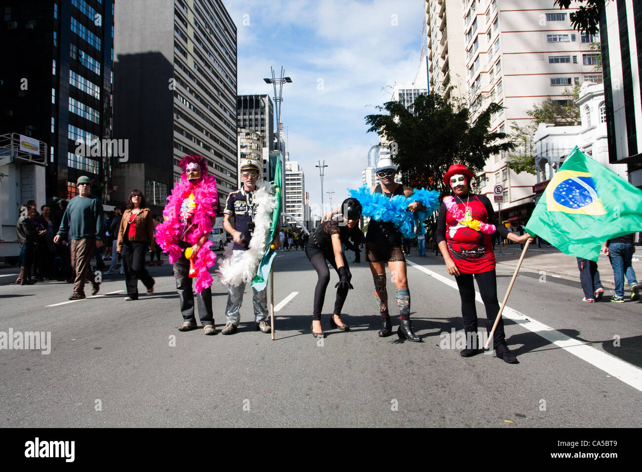 Parada lgbt hi-res stock photography and images - Alamy