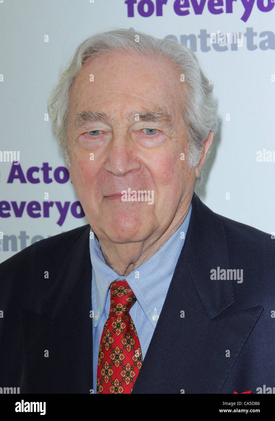 James karen hi-res stock photography and images - Alamy