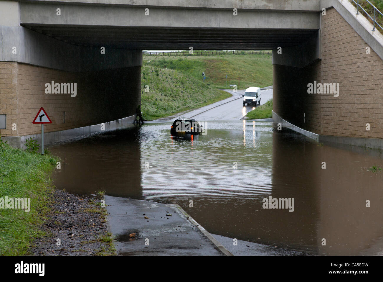 Car stuck flood hi-res stock photography and images - Alamy