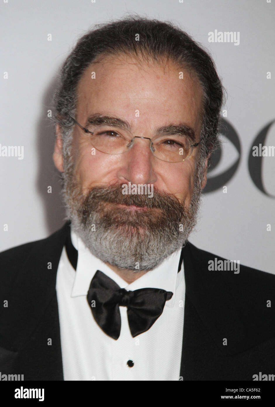 June 10, 2012 - New York, New York, U.S. - Actor MANDY PATINKIN attends ...