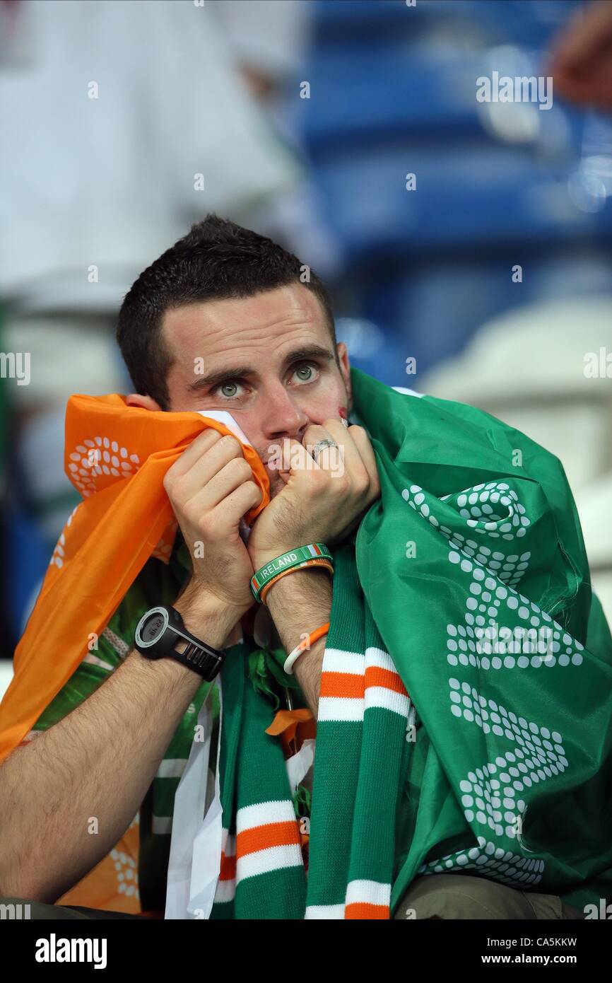 DEJECTED FAN AFTER THE MATCH REP. OF IRELAND V CROATIA MUNICIPAL ...