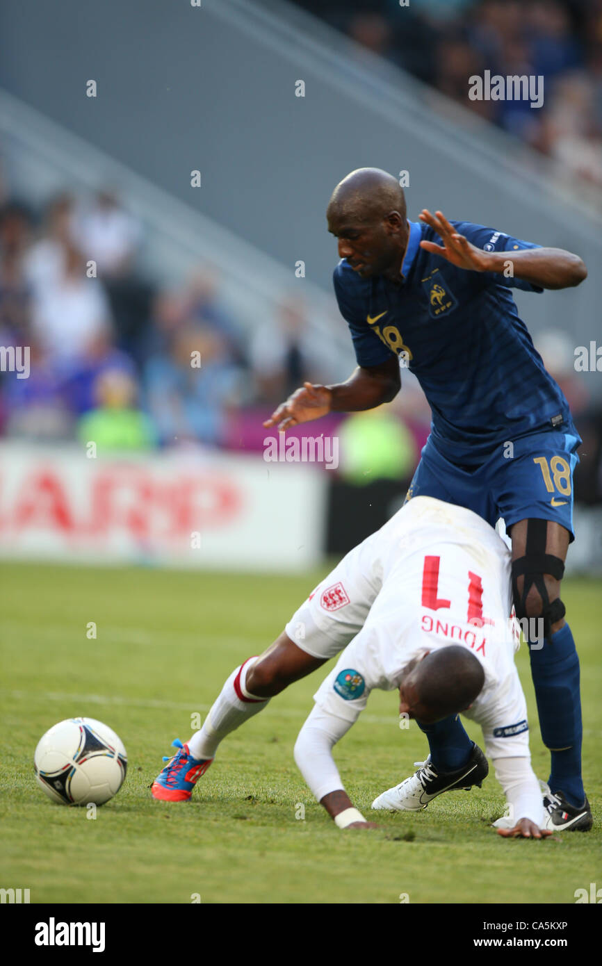 ALOU DIARRA & ASHLEY YOUNG FRANCE V ENGLAND EURO 2012 DONBASS ARENA ...