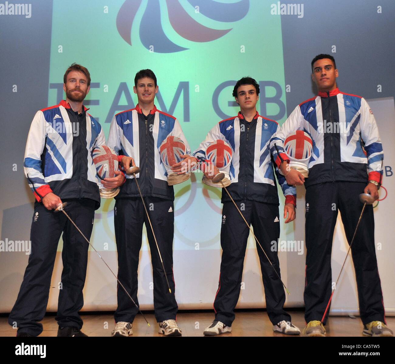 INSTITUTE OF EDUCATION, LONDON, UK, Tuesday. 12/06/2012. Fencing ...
