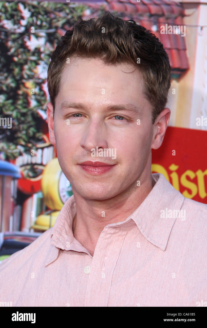 Josh Dallas High Resolution Stock Photography and Images - Alamy