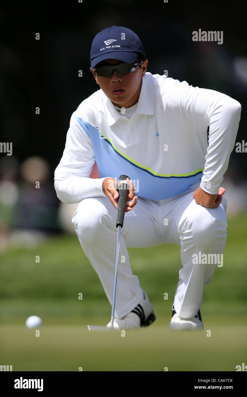 Andy Zhang (CHN), JUNE 19, 2012 - Golf : Andy Zhang of China lines up ...