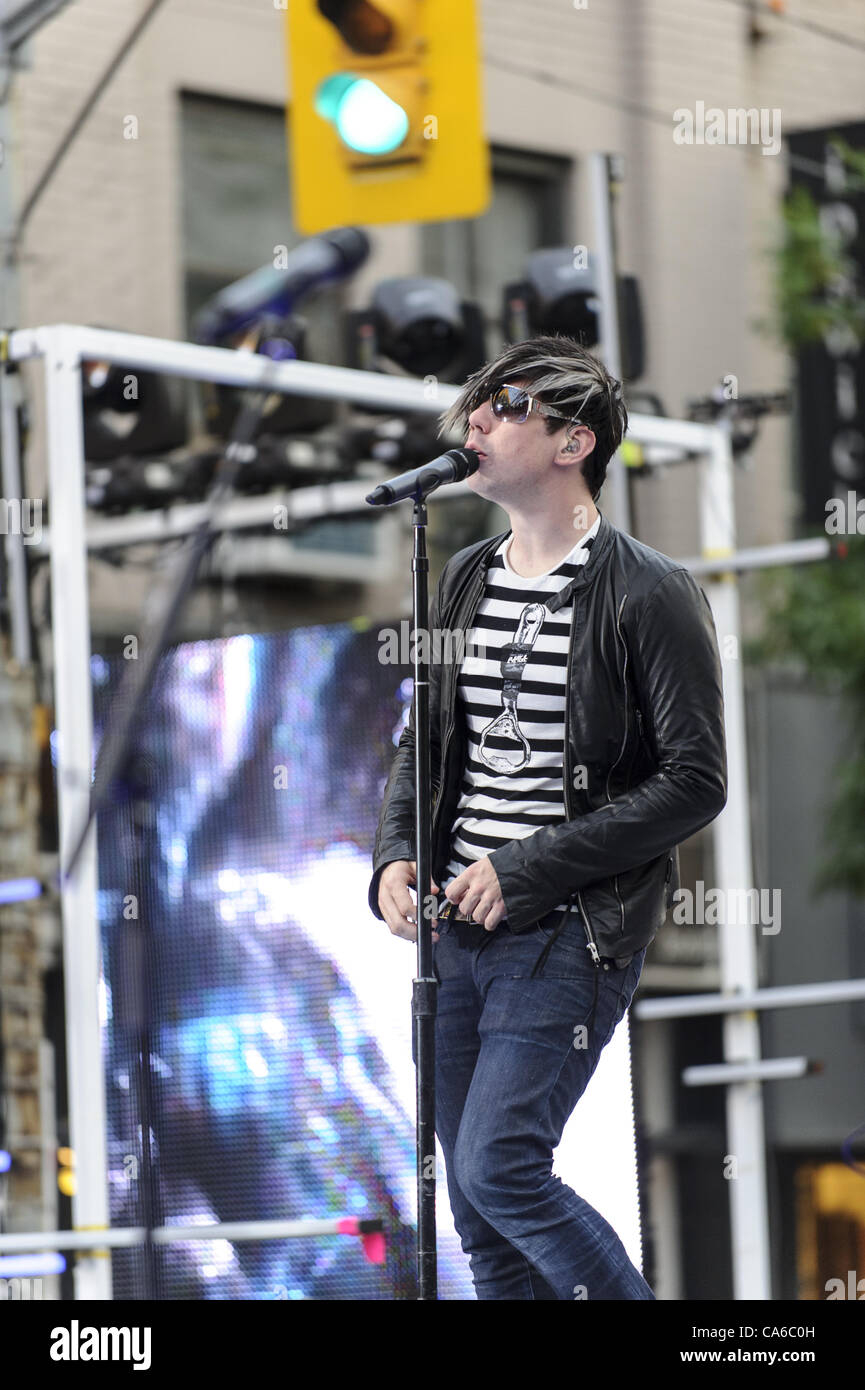 Marianas trench band hi-res stock photography and images - Alamy