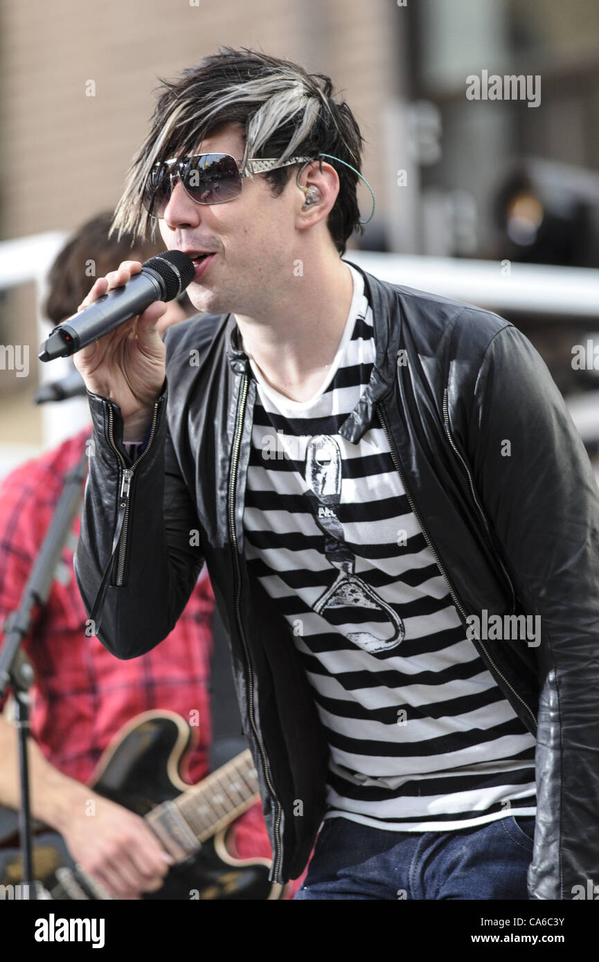 Marianas trench band hi-res stock photography and images - Alamy