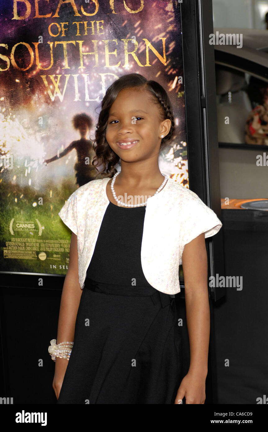 Quvenzhane wallis beasts hi-res stock photography and images - Alamy