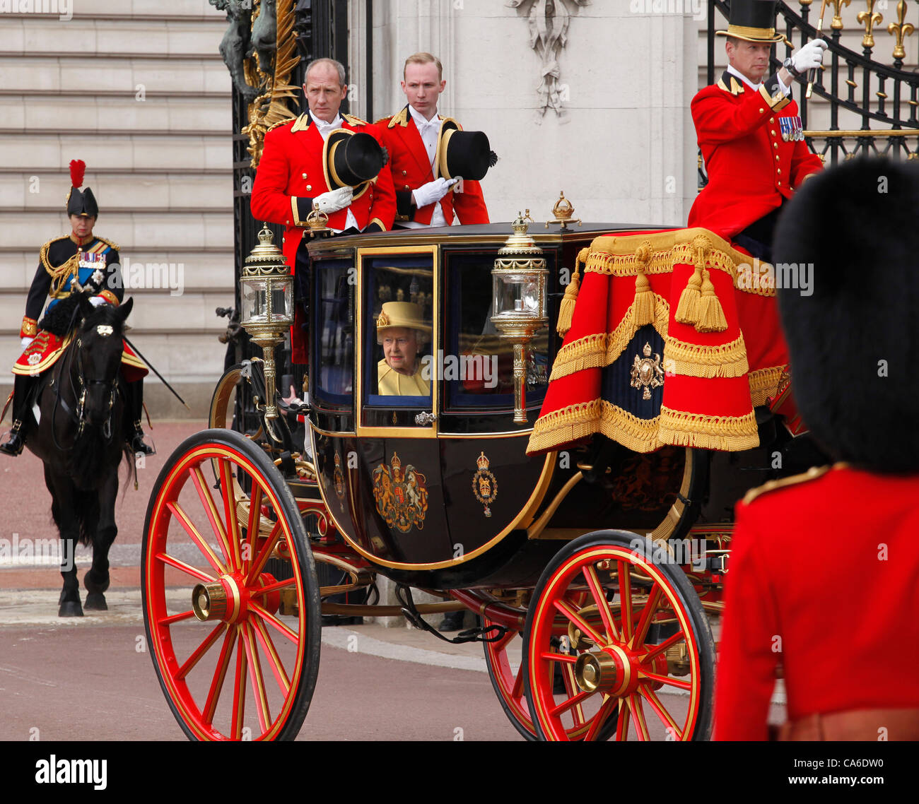 Leave buckingham palace for the trooping of the colour ceremony hi-res ...
