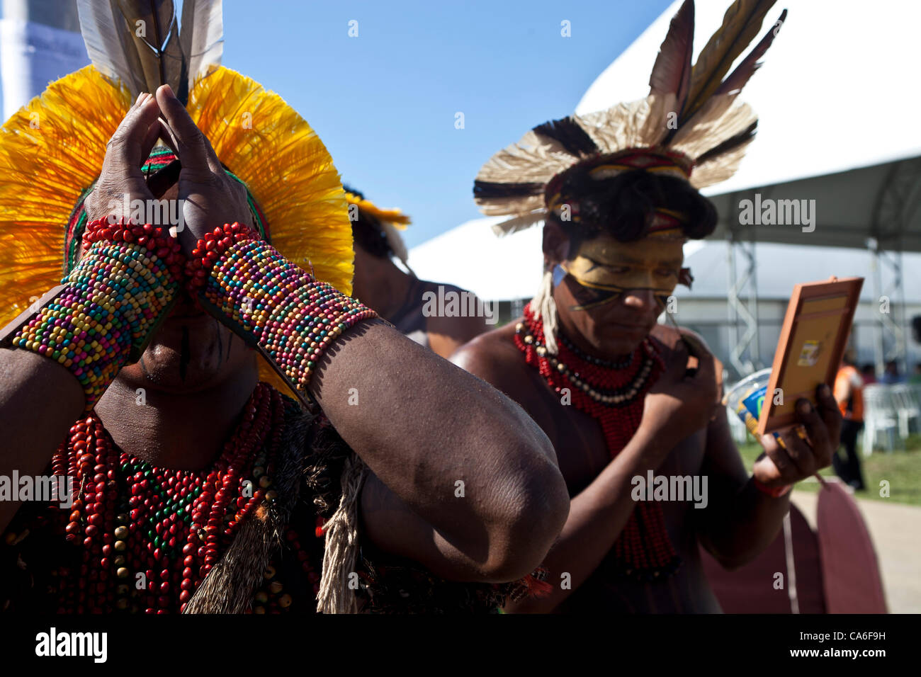 Brazil indigenous peoples hi-res stock photography and images - Alamy