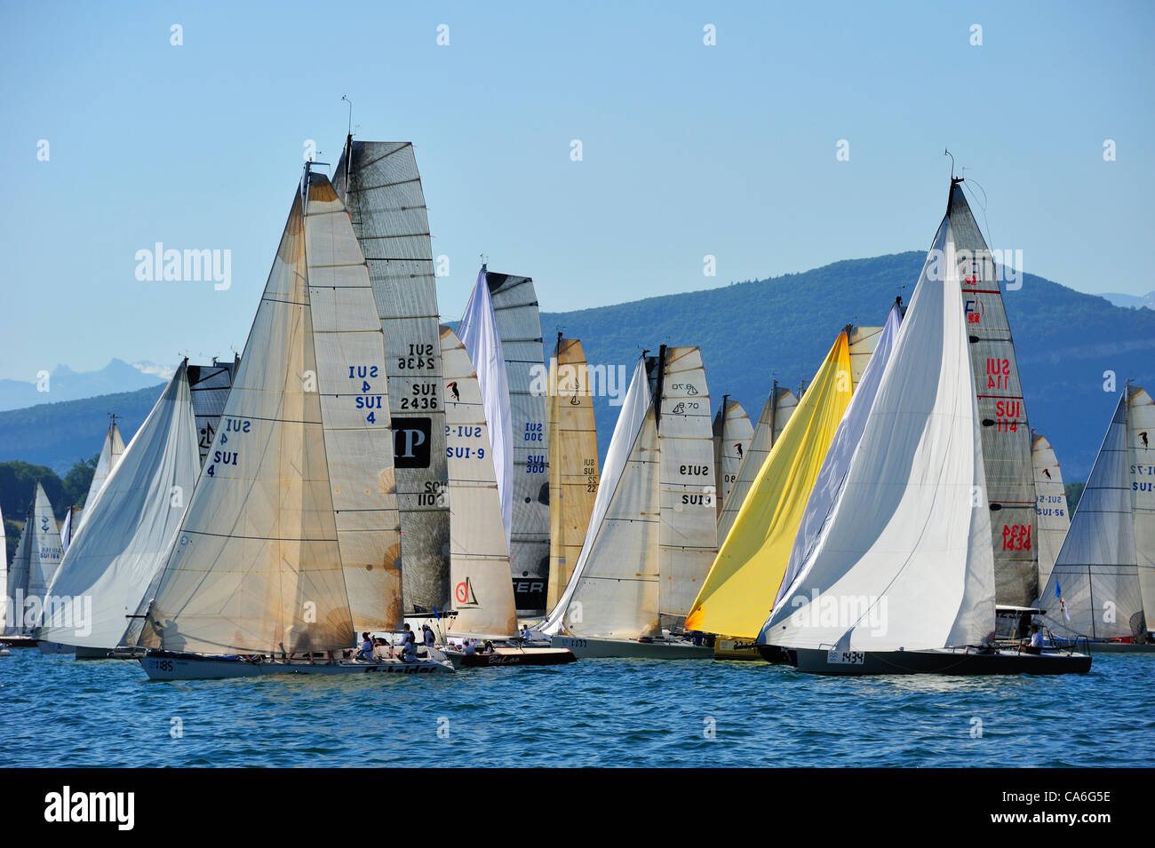 Yacht race start line hi-res stock photography and images - Alamy