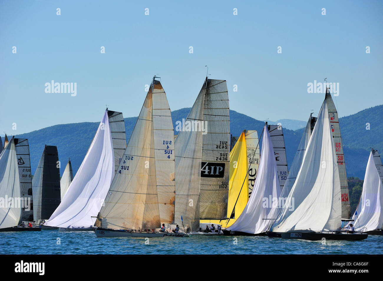 Yacht race start line hi-res stock photography and images - Alamy