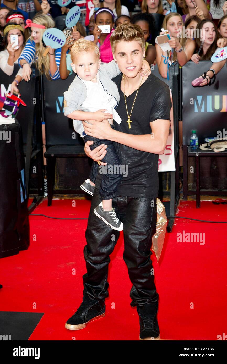 Justin bieber and jaxon bieber hi-res stock photography and images - Alamy