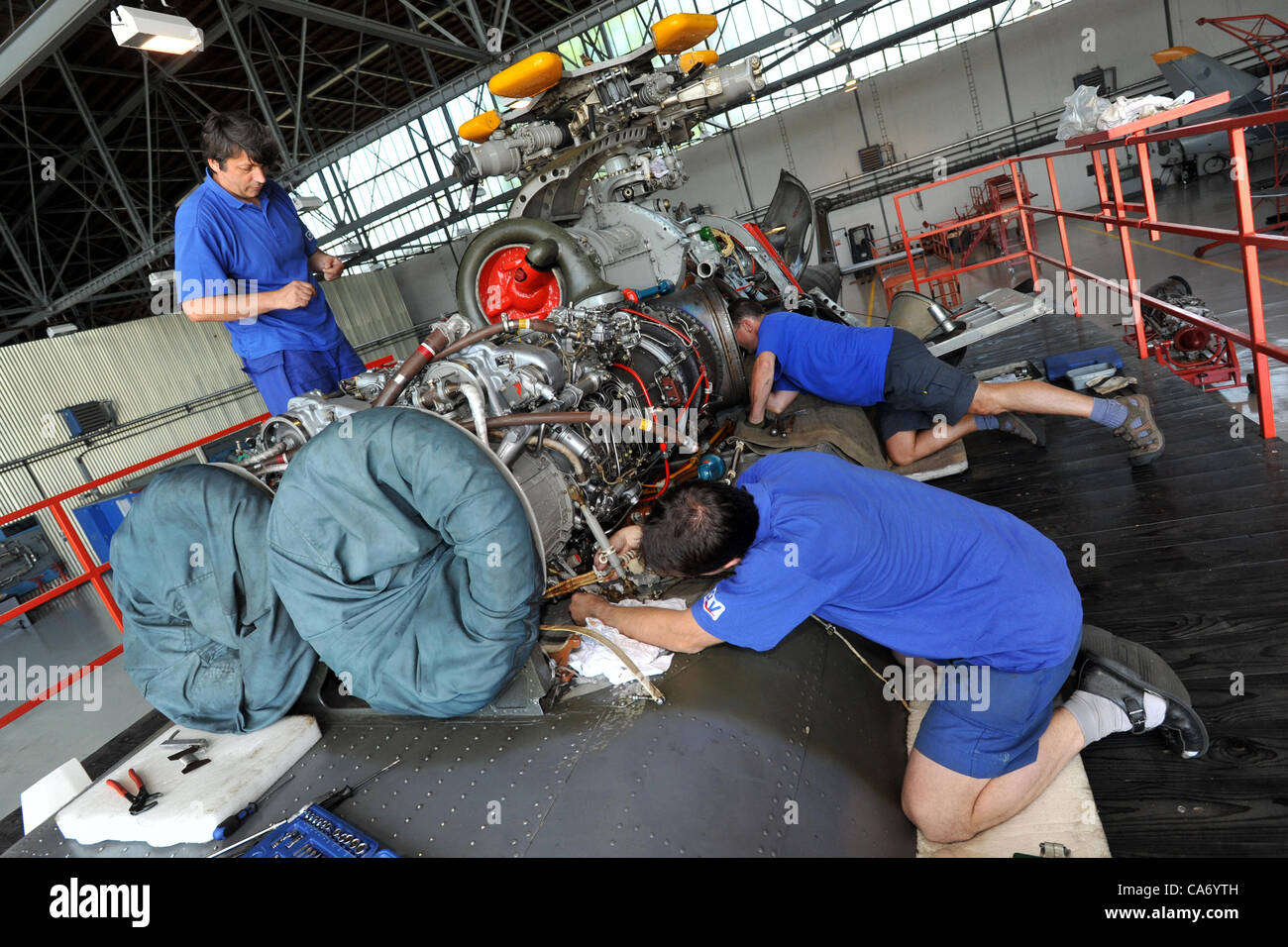 Around 50 Afghani and American pilots participated at the training on ...