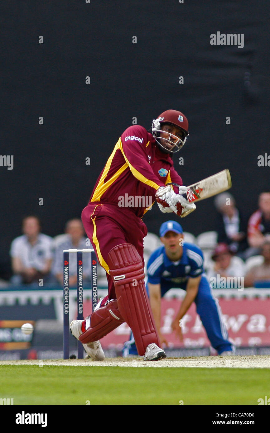 Chris gayle hi-res stock photography and images - Alamy