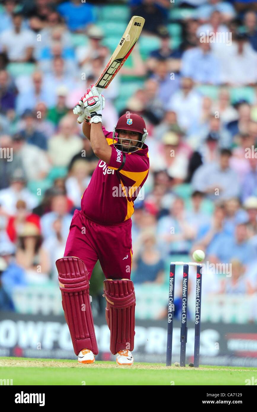 19.06.2012 London, England. Ravi Rampaul in action during the Second ...