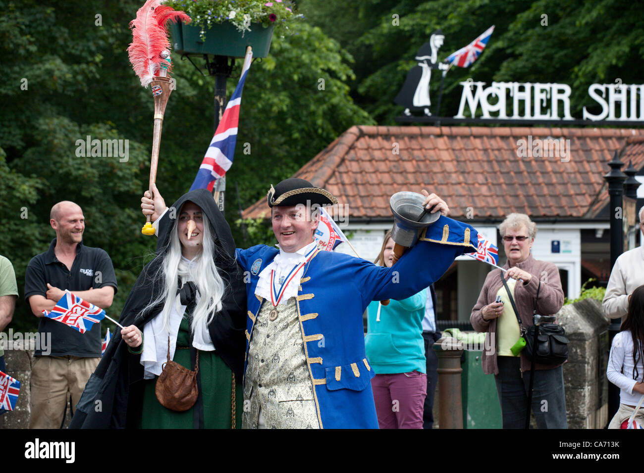 Knaresborough, Yorkshire, UK. Woman dressed as Mother Shipton and Town ...