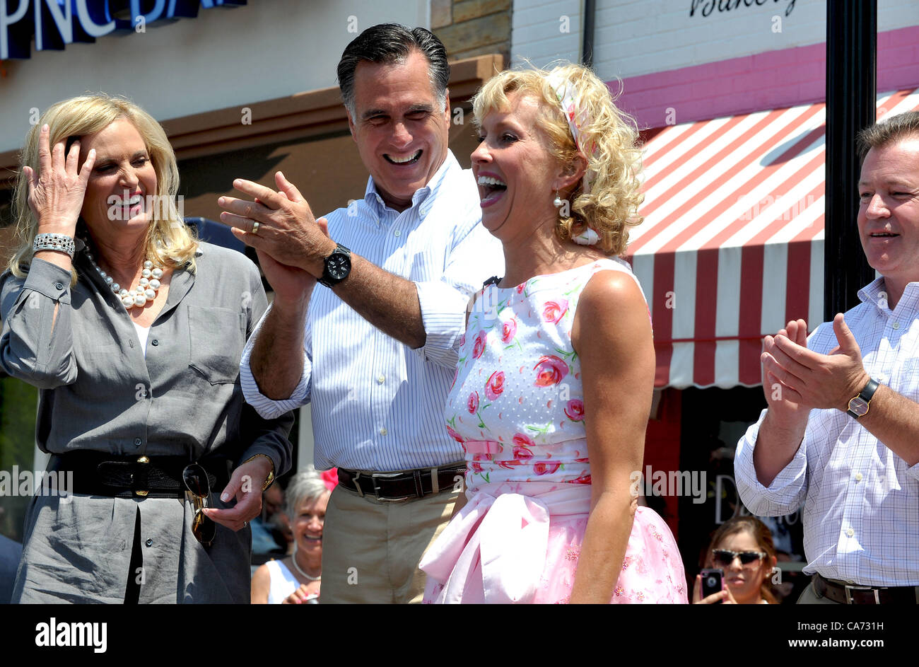 June 19, 2012 - Dewitt, MI, U.S - Linda Hundt, Owner of the Sweetie ...