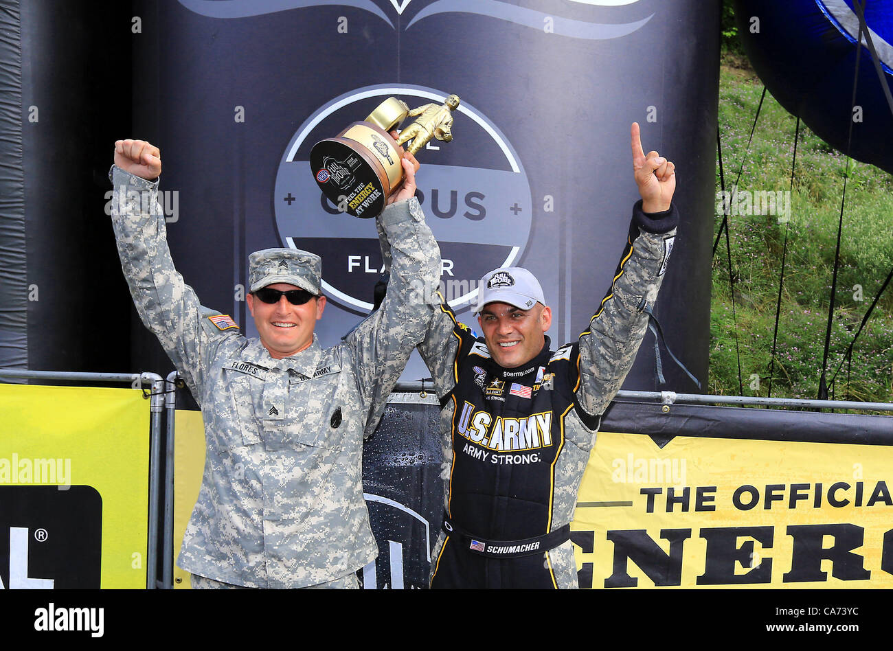 Nhra top fuel drag race hi-res stock photography and images - Alamy