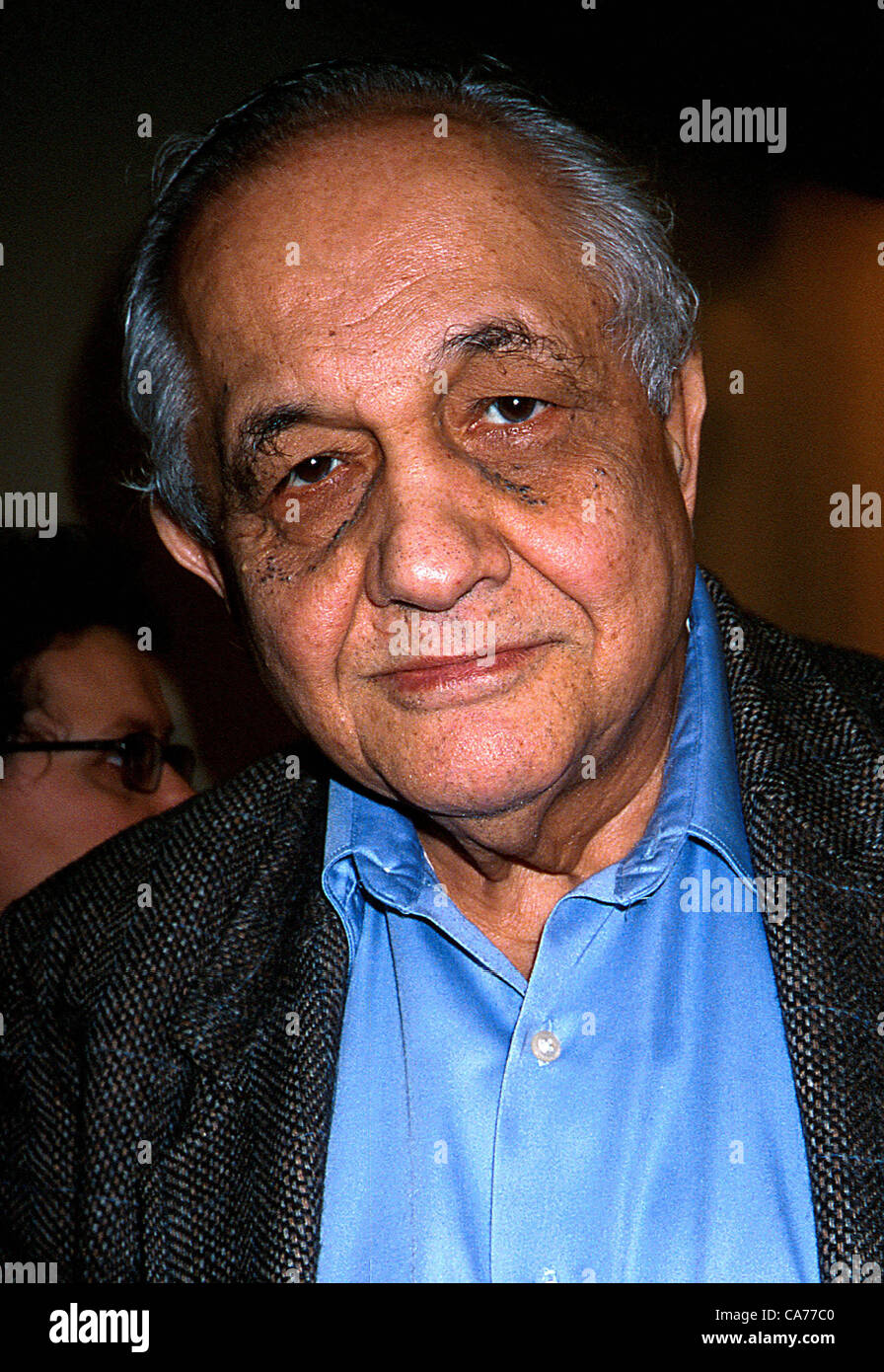 Jan. 1, 2011 - K29789RHART .ANTONIO MONDA BOOK PARTY LA MAGNIFICA ...