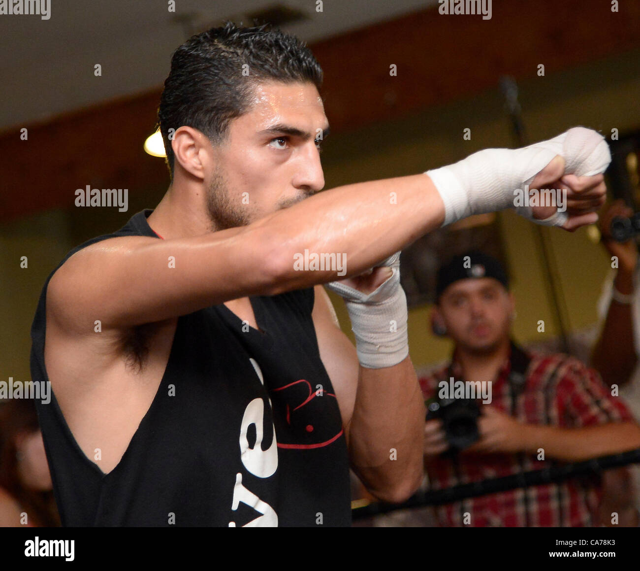 June 20, 2012, Hollywood CA. Josesito Lopez works out for the media at ...