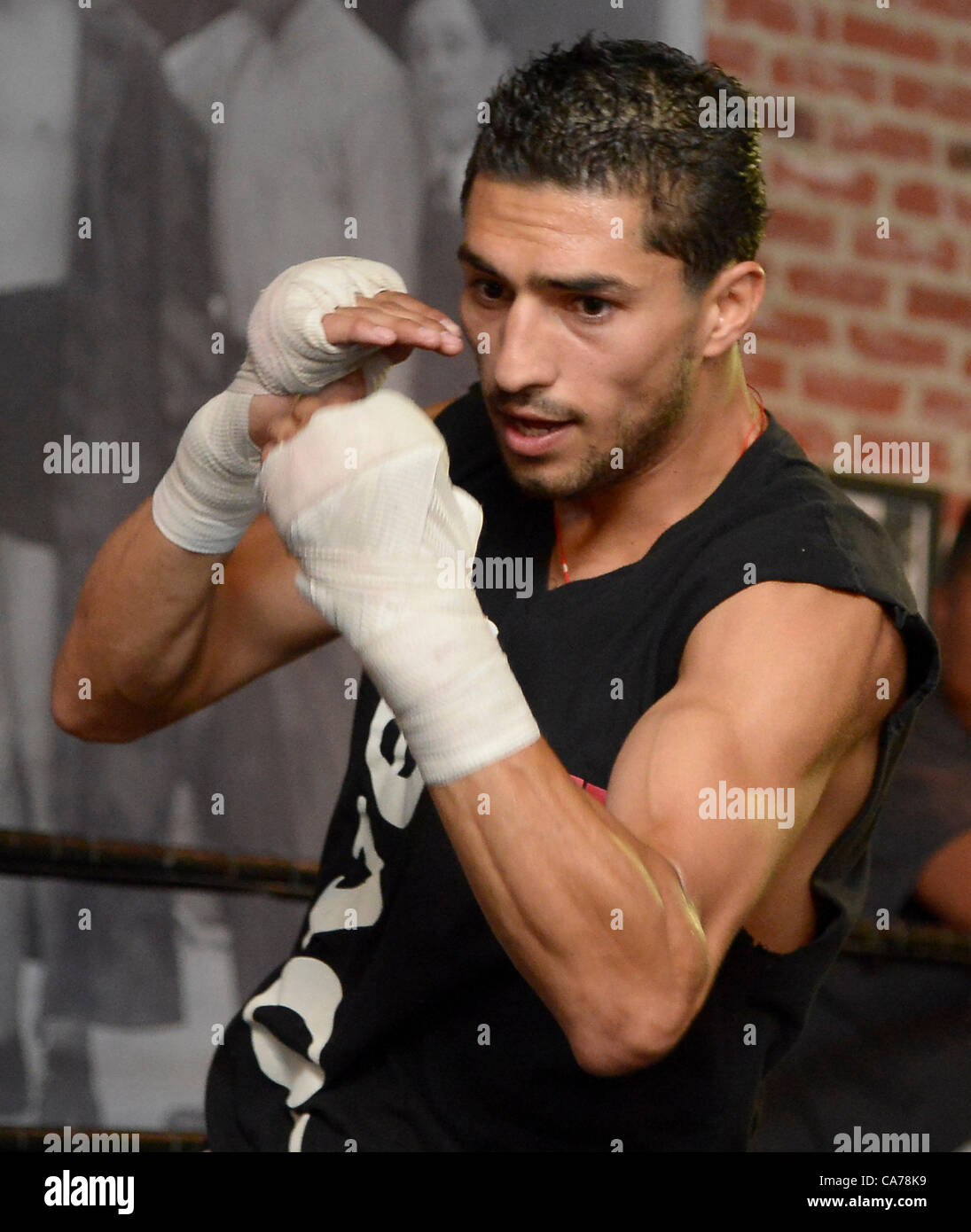 June 20, 2012, Hollywood CA. Josesito Lopez works out for the media at ...