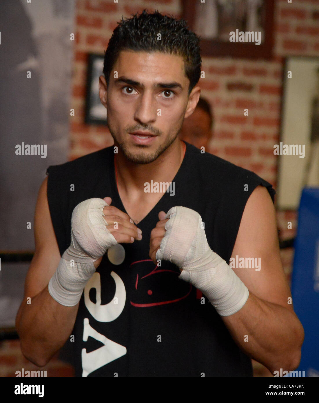June 20, 2012, Hollywood CA. Josesito Lopez works out for the media at ...