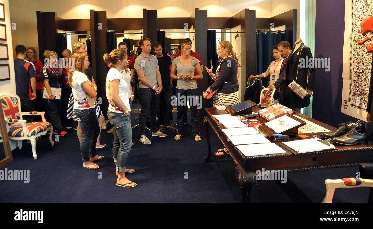 Team Arrive High Resolution Stock Photography and Images - Alamy