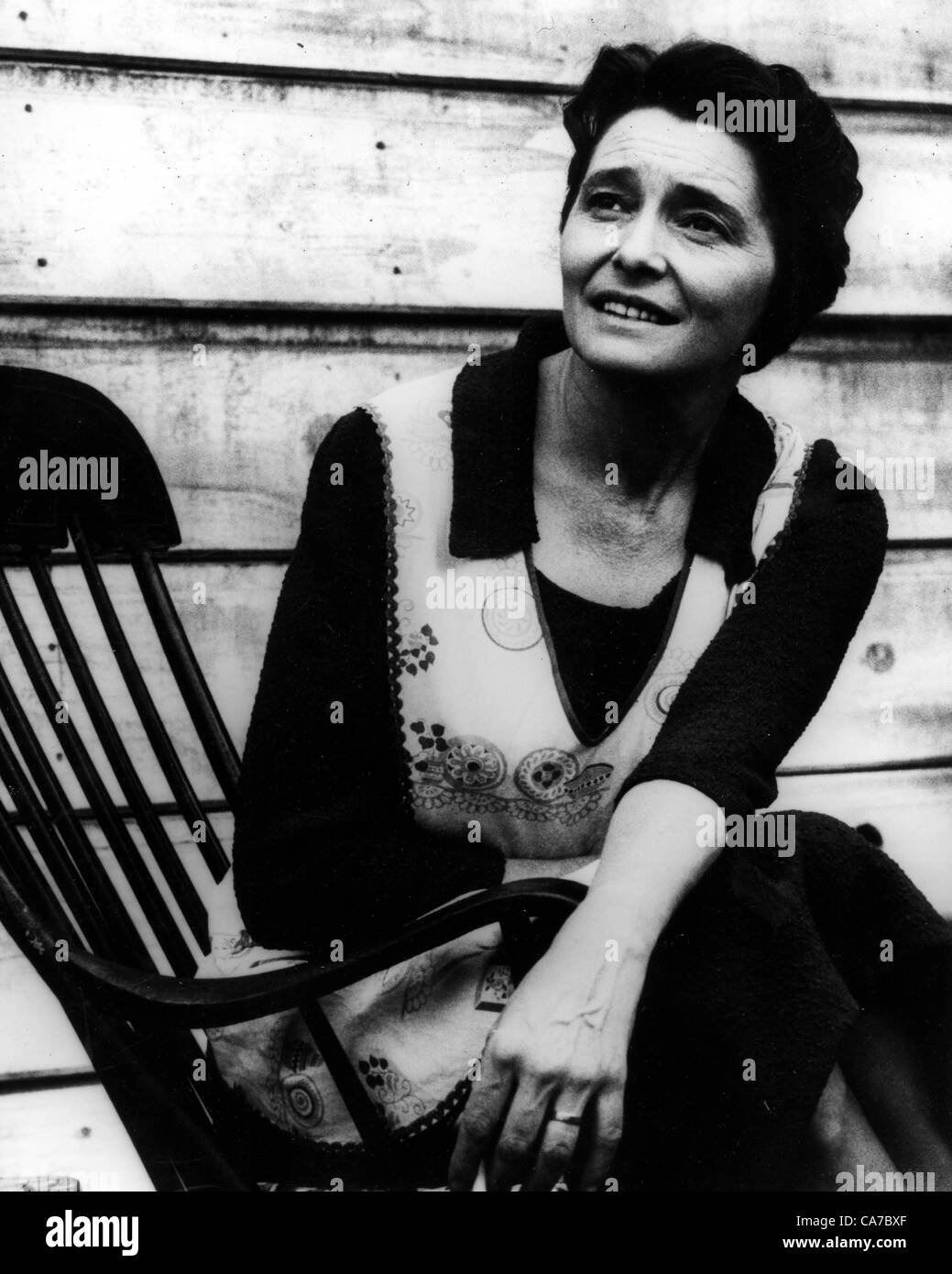 PATRICIA NEAL IN THE HOMECOMING.30030. PATRICANEALRETRO(Credit Image: Â ...