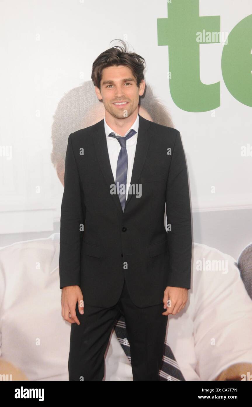 Ted premiere at the chinese theatre hi-res stock photography and images ...