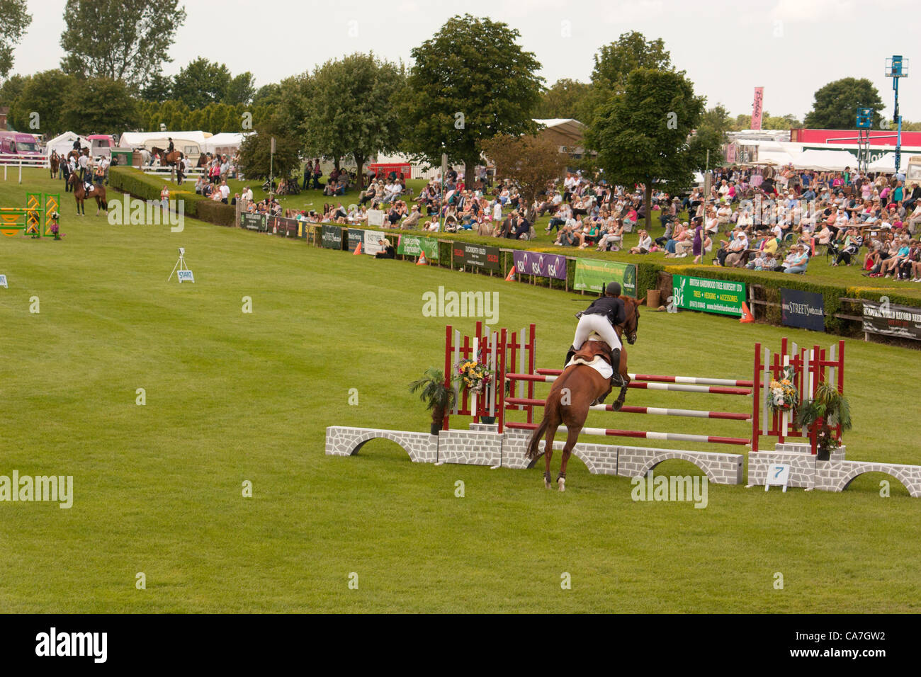 Show jumping arena uk hi-res stock photography and images - Alamy