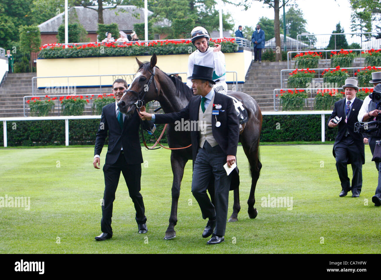 George gatewood hi-res stock photography and images - Alamy