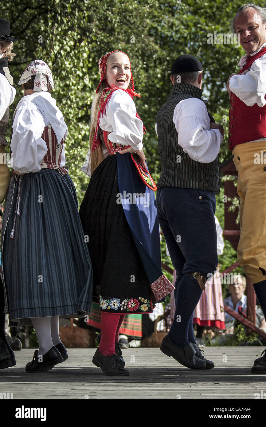 Dance around maypole traditional costume hi-res stock photography and ...