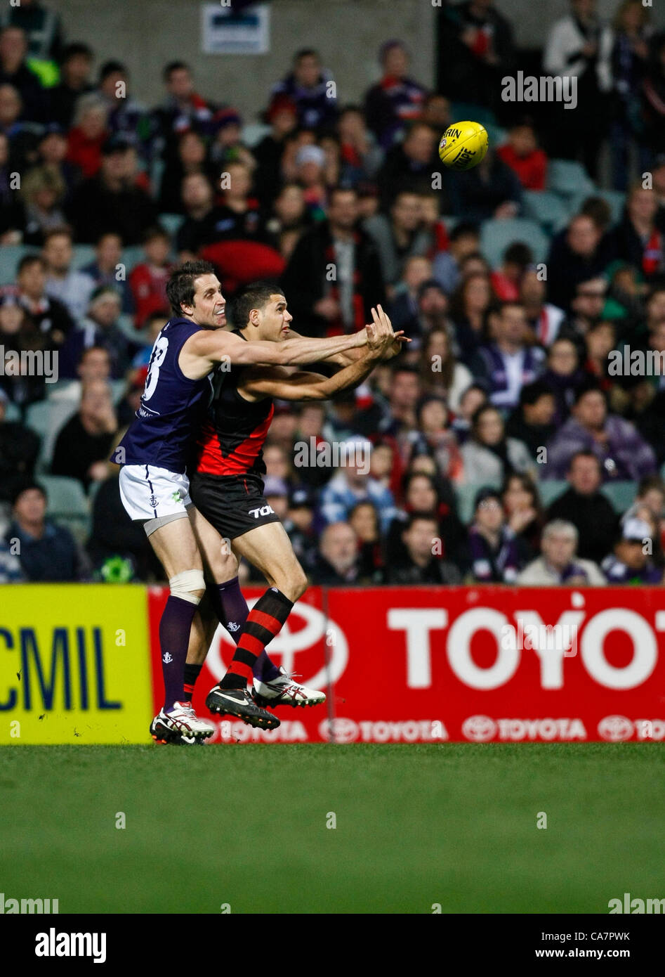 23.06.2012 Subiaco, Australia. Fremantle v Essendon. Luke McPharlin and ...