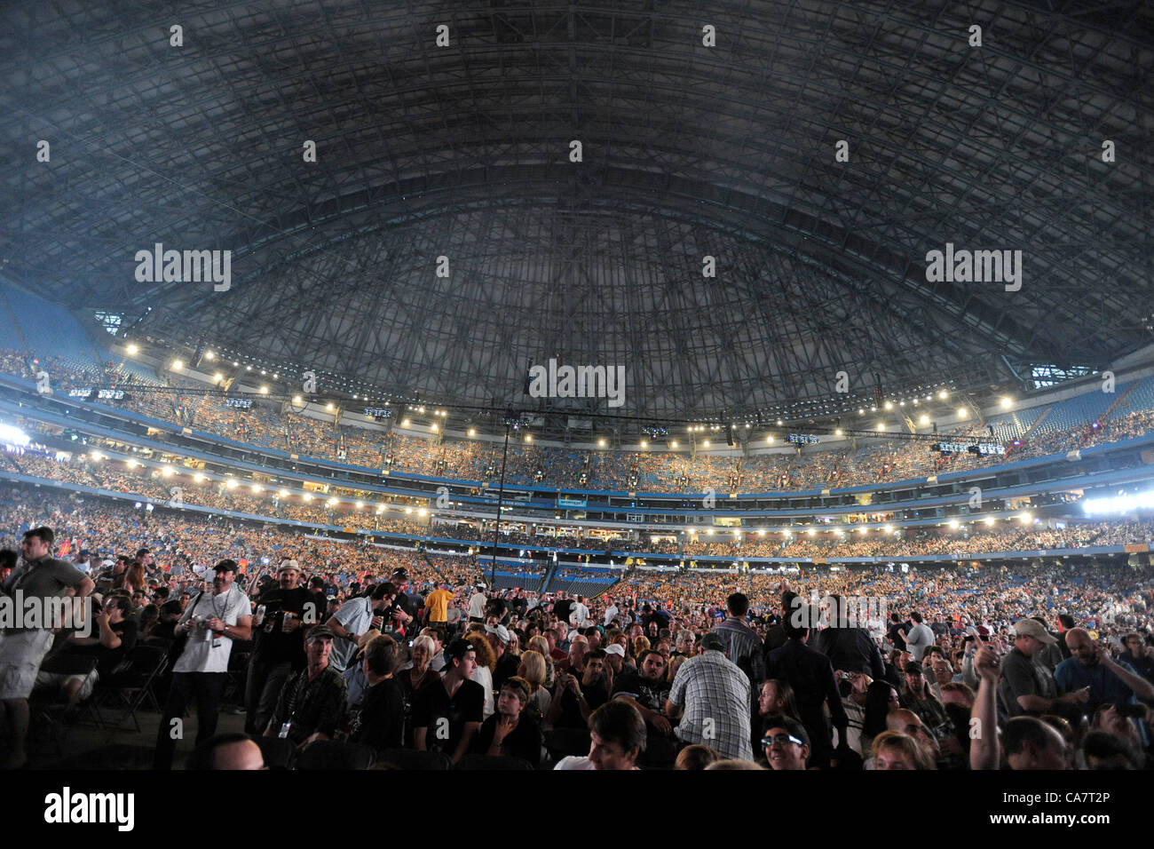 June 23, 2012 - Toronto, Canada - Concert goers waiting for Roger ...