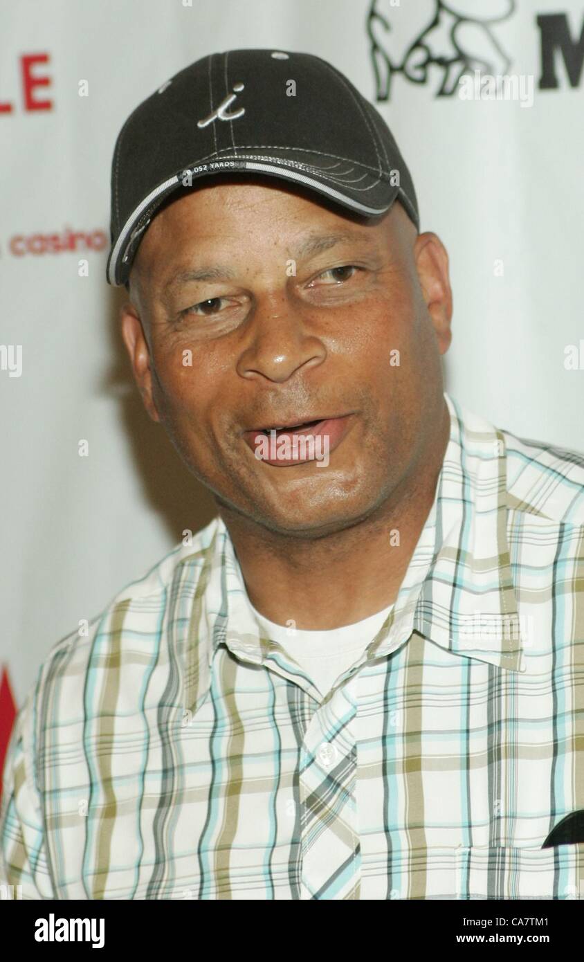 Ronnie Lott at arrivals for 12th Annual Sports Dream Bowl Benefit ...