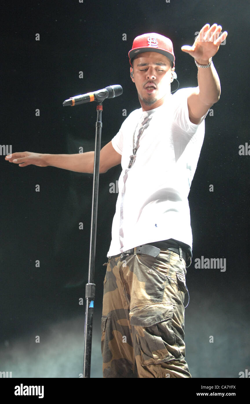J cole 2012 hi-res stock photography and images - Alamy